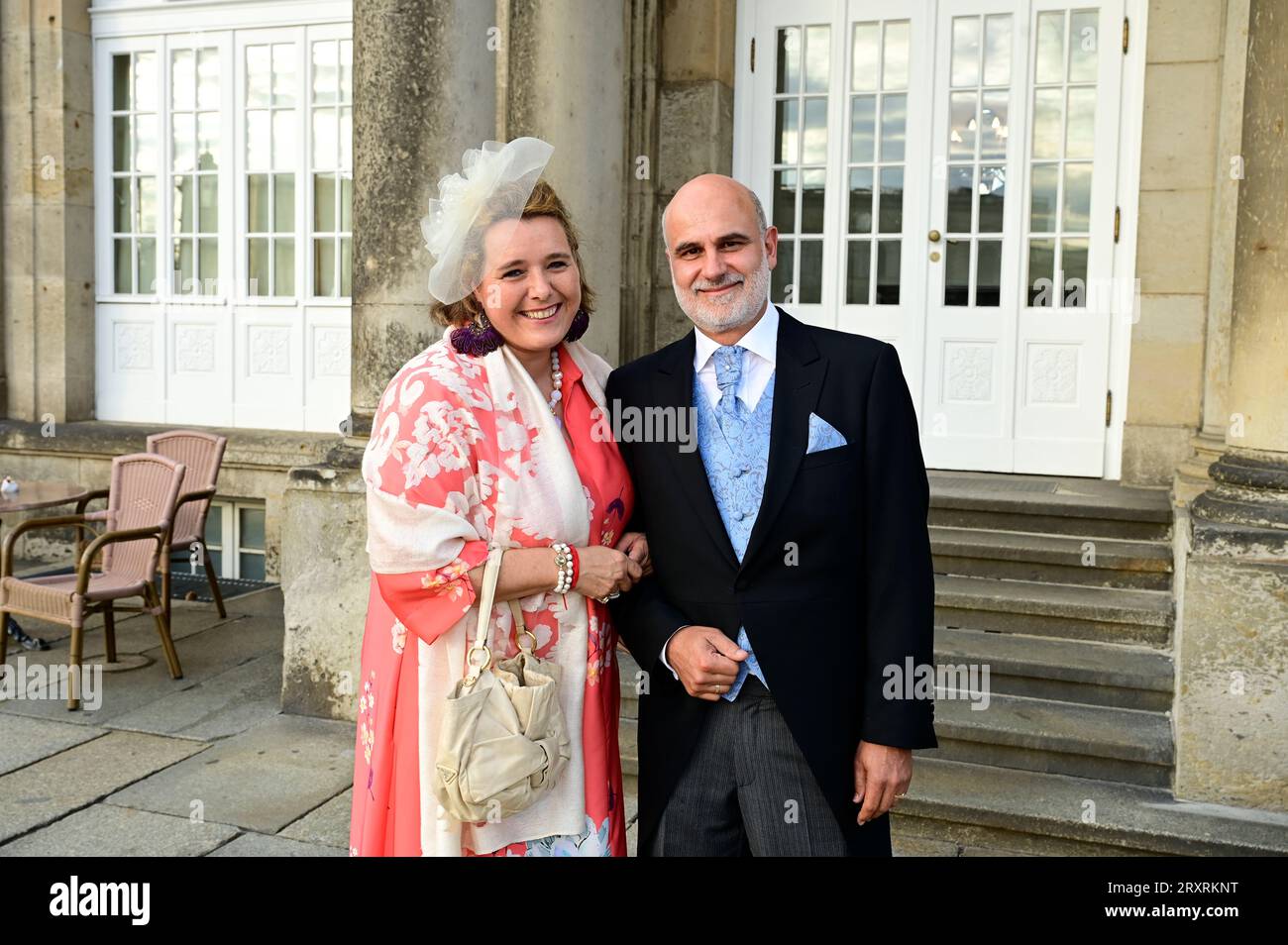 Dr. Karsten Wolff und Larissa de la Fontaine beim Empfang anlässlich ...