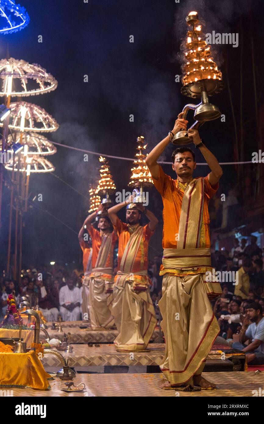 A Hindu priest performs holy aarti as part of ritual. Close up ...