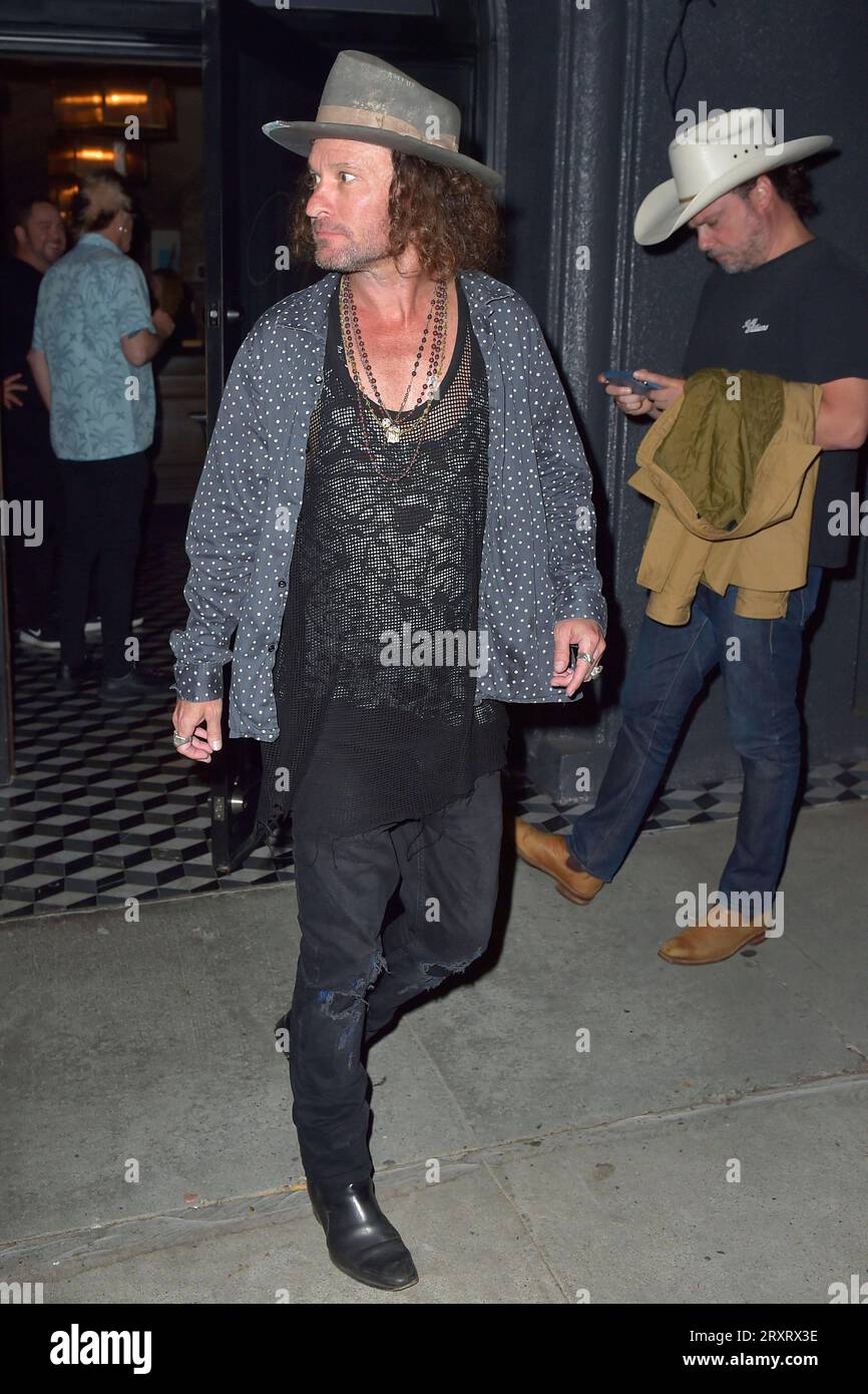 Hollywood, US, 26 09 2023. Jed Mottley von der Band Feed the Kitty ...