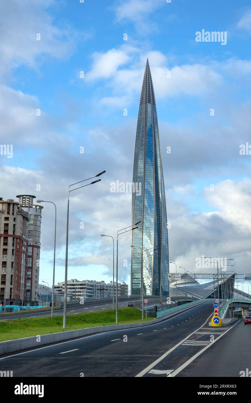 SAINT PETERSBURG, RUSSIA - SEPTEMBER 25, 2023: High-rise building ...
