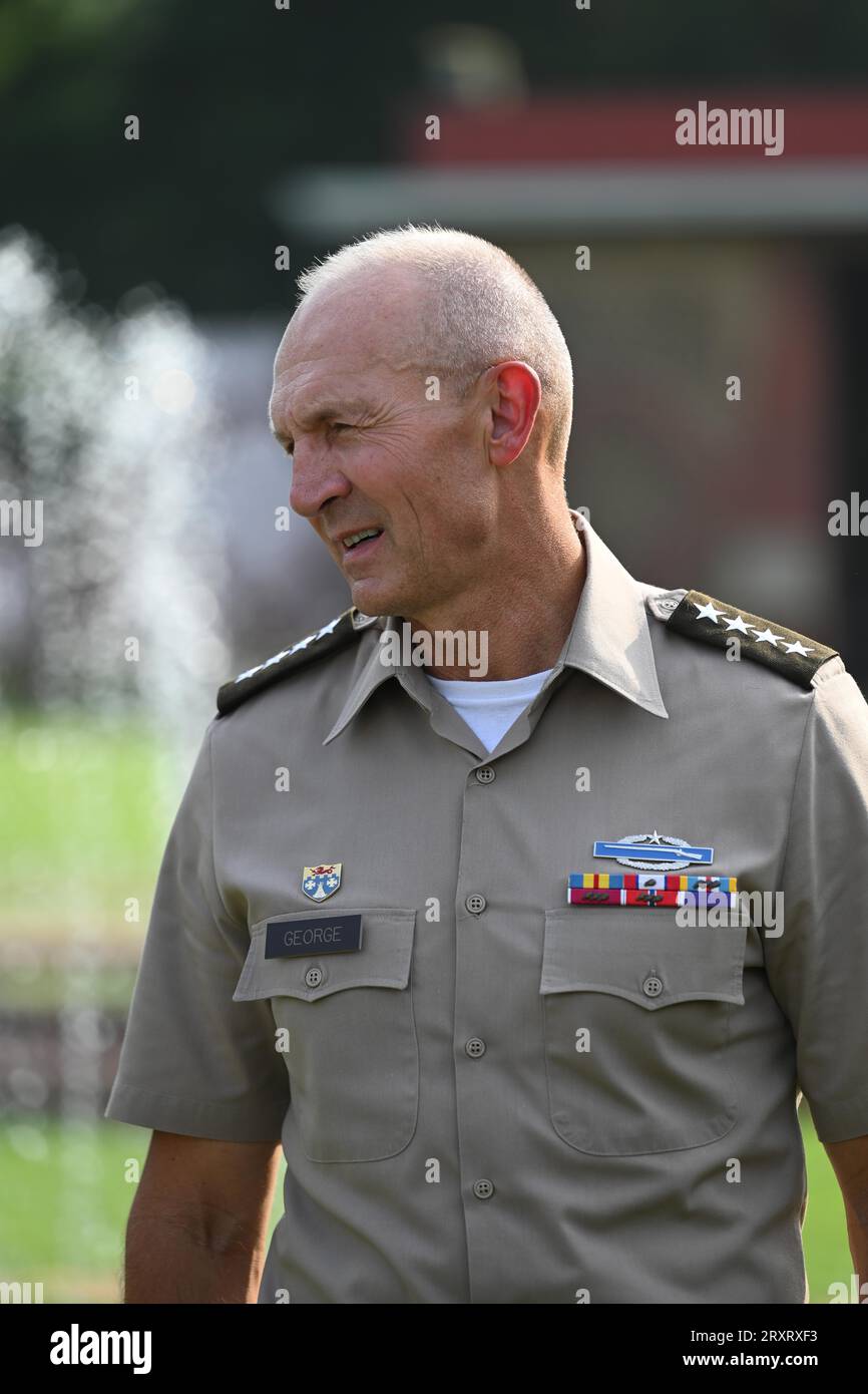 Army chief of staff general randy george hi-res stock photography and ...