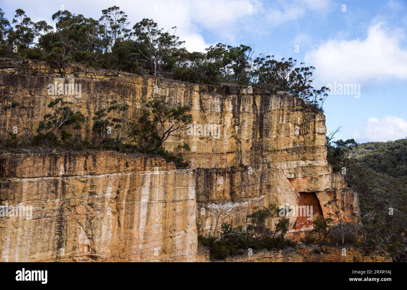 A view of Nepean cliff wall and the surrounding area Stock Photo - Alamy