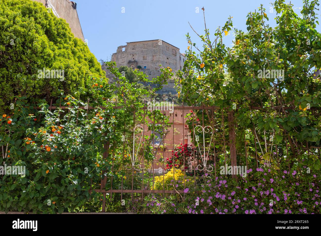 Castello carafa di roccella ionica hi-res stock photography and images ...