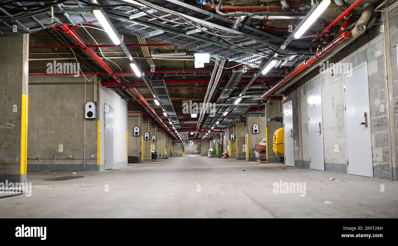 Cold storage warehouse interior hi-res stock photography and images - Alamy