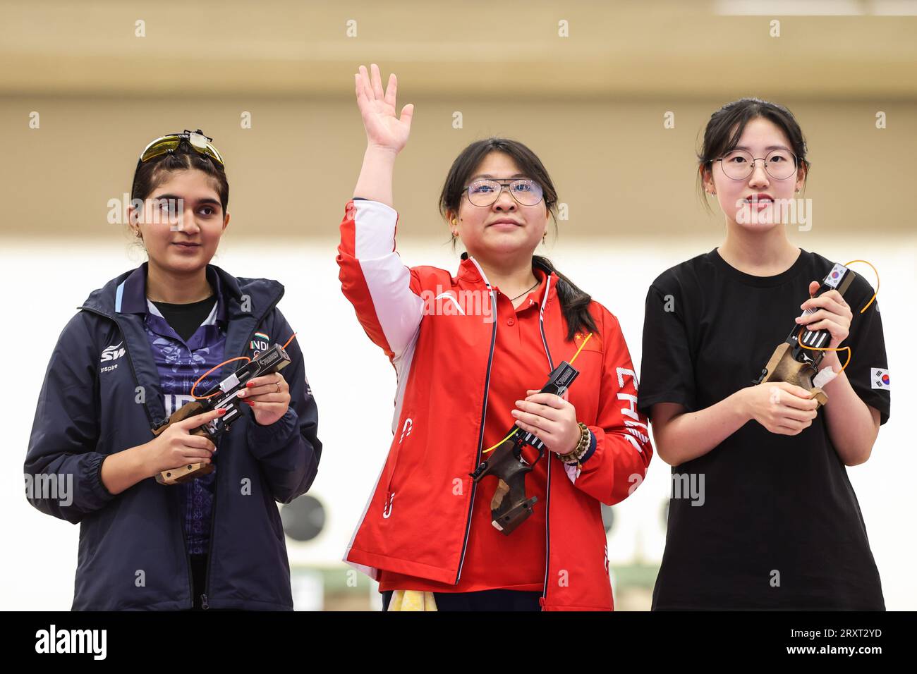 HANGZHOU, Sept. 27, 2023 (Xinhua) -- Gold medalist Liu Rui (C) of China ...