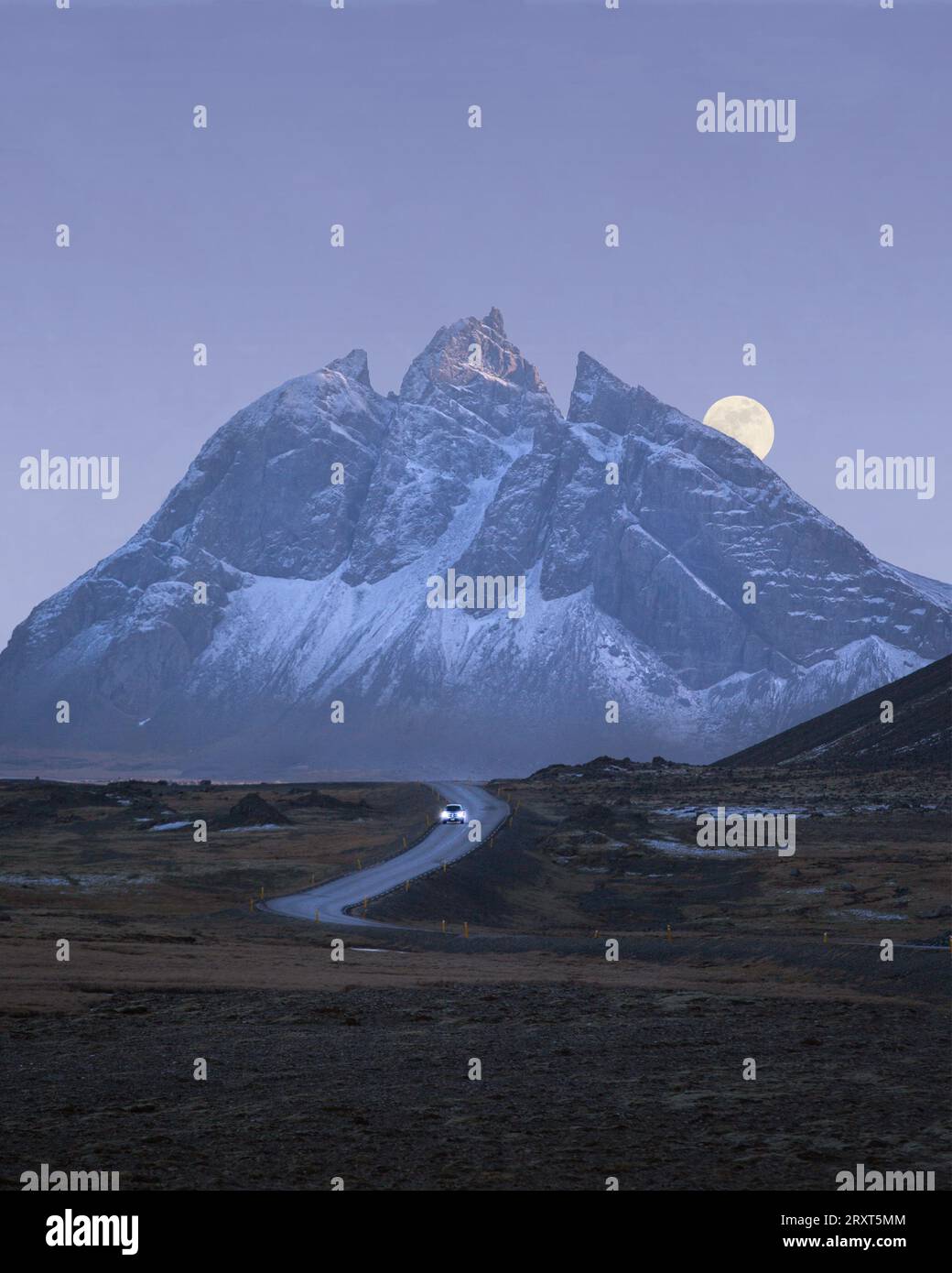 Icelandic moonlight hi-res stock photography and images - Alamy