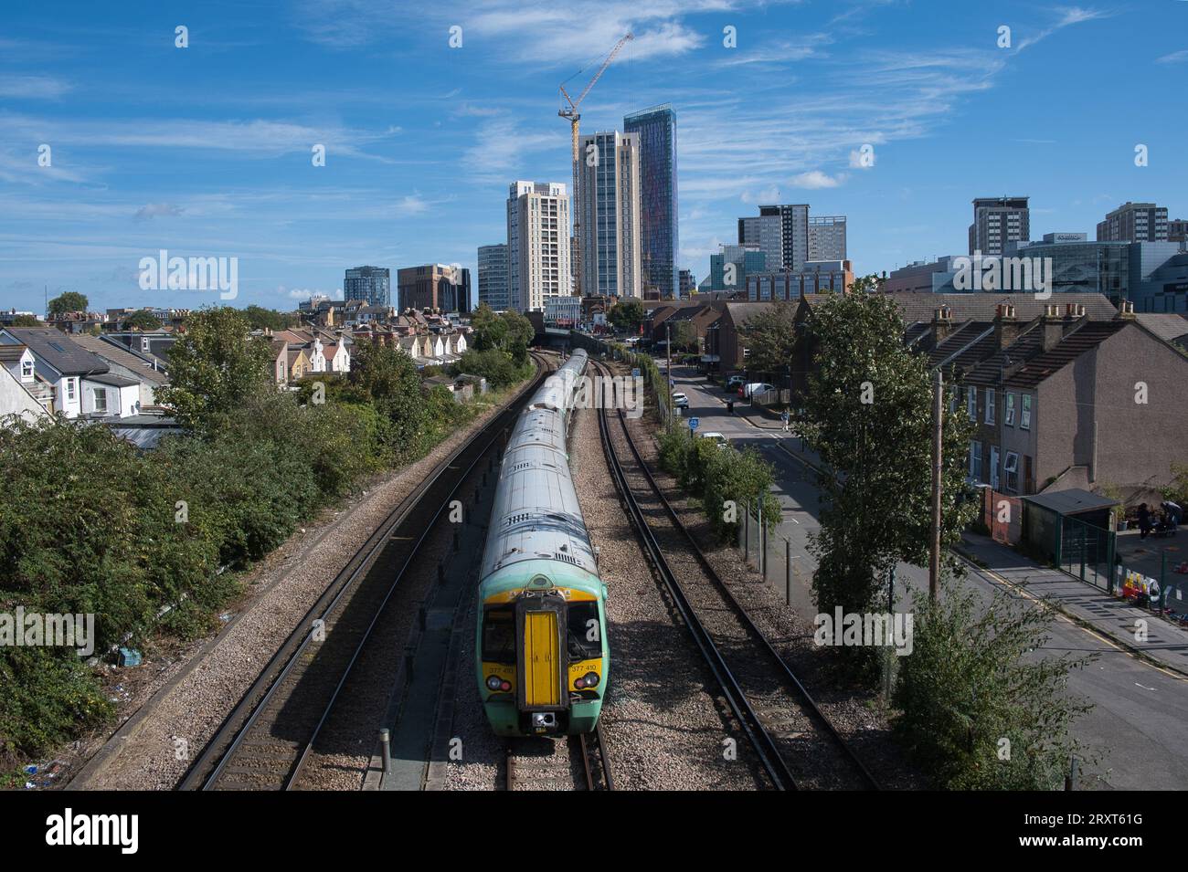 London construction hi-res stock photography and images - Alamy