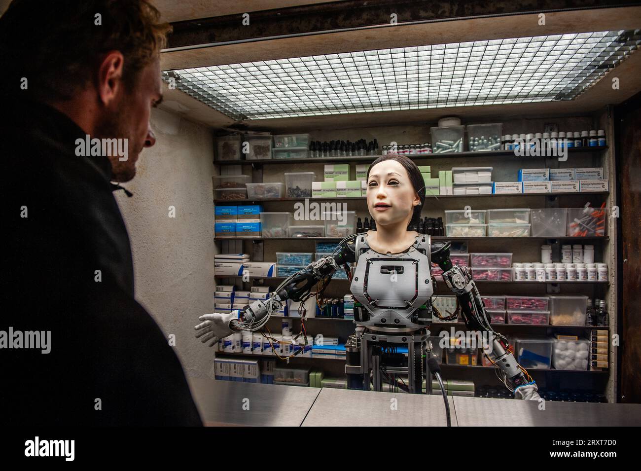 September 13th, Leiden. In his work, 'Happiness' theatermaker and ...