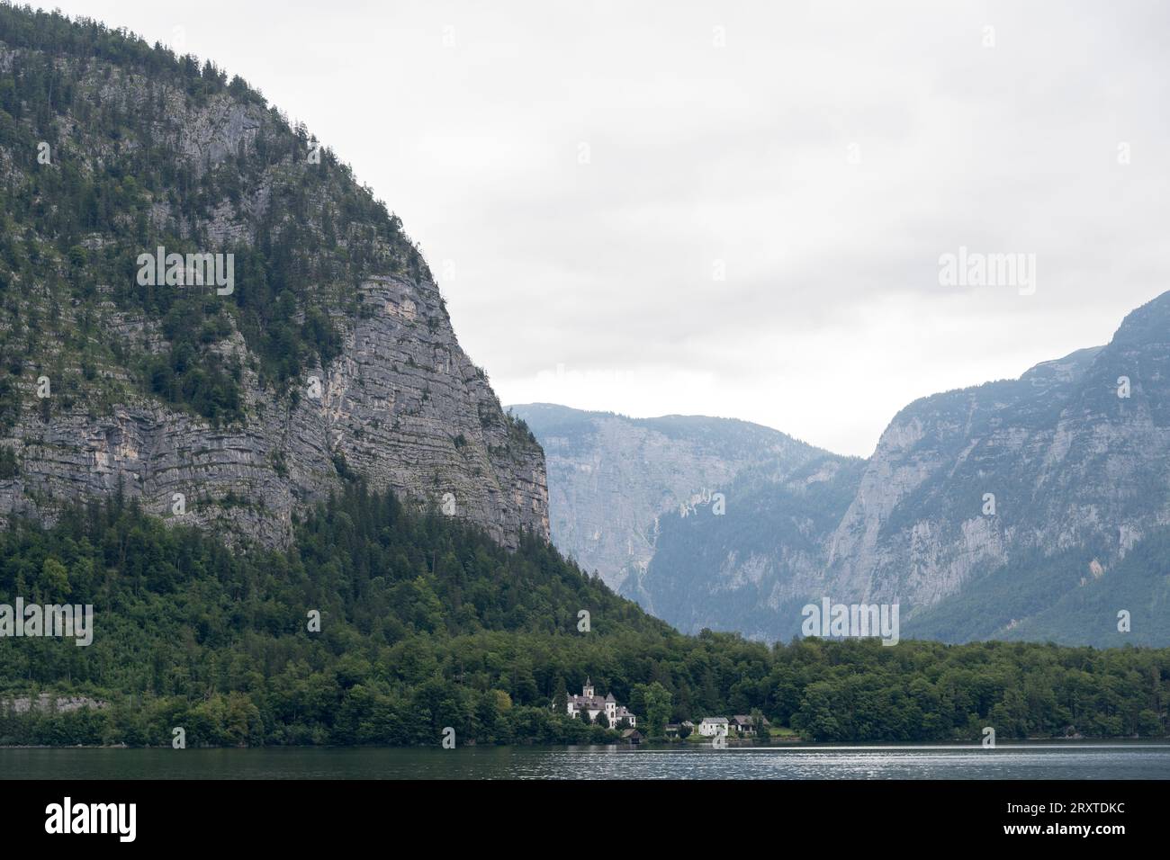 Hallstatt castle grub hi-res stock photography and images - Alamy
