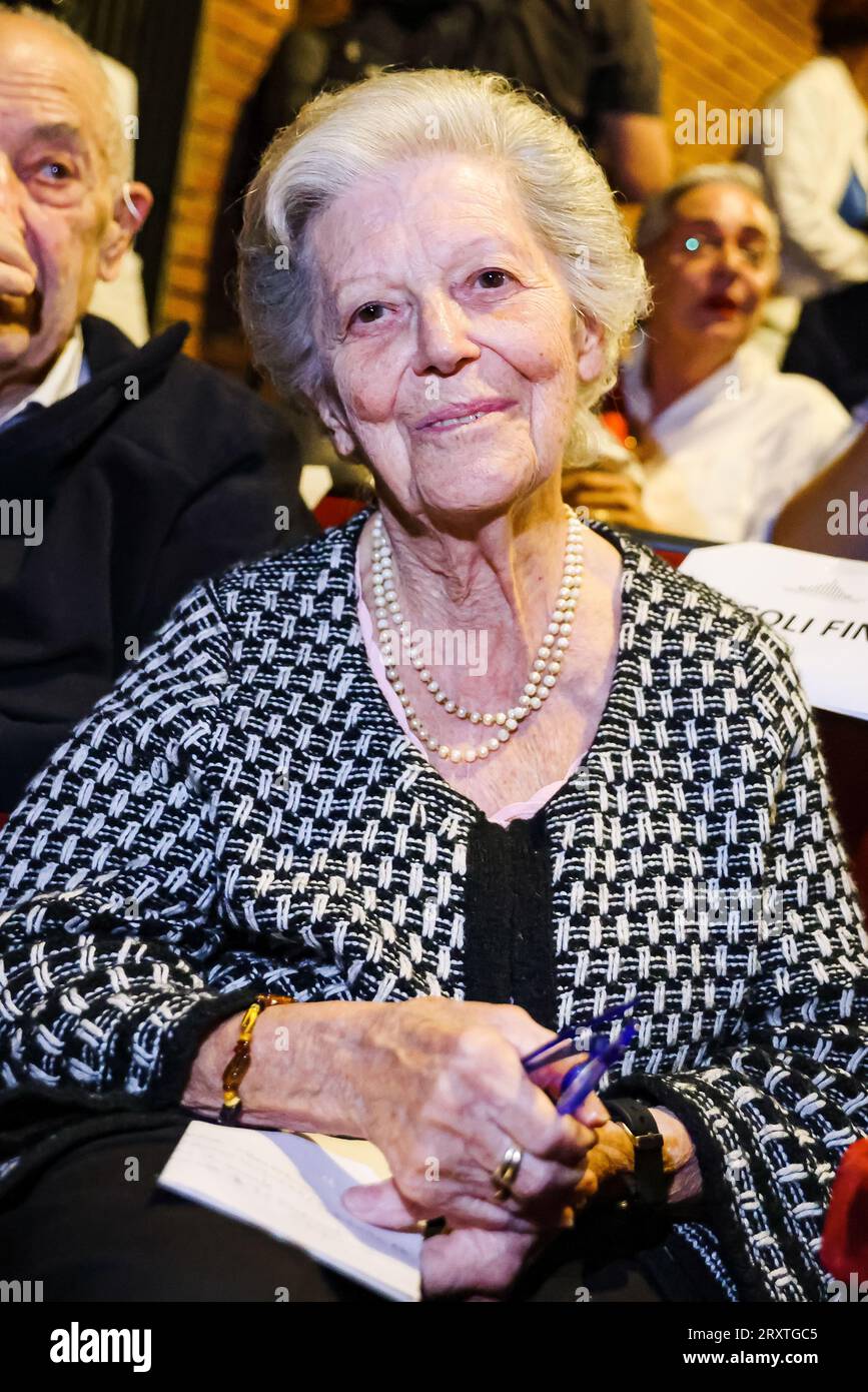 Amalia ercoli finzi hi-res stock photography and images - Alamy