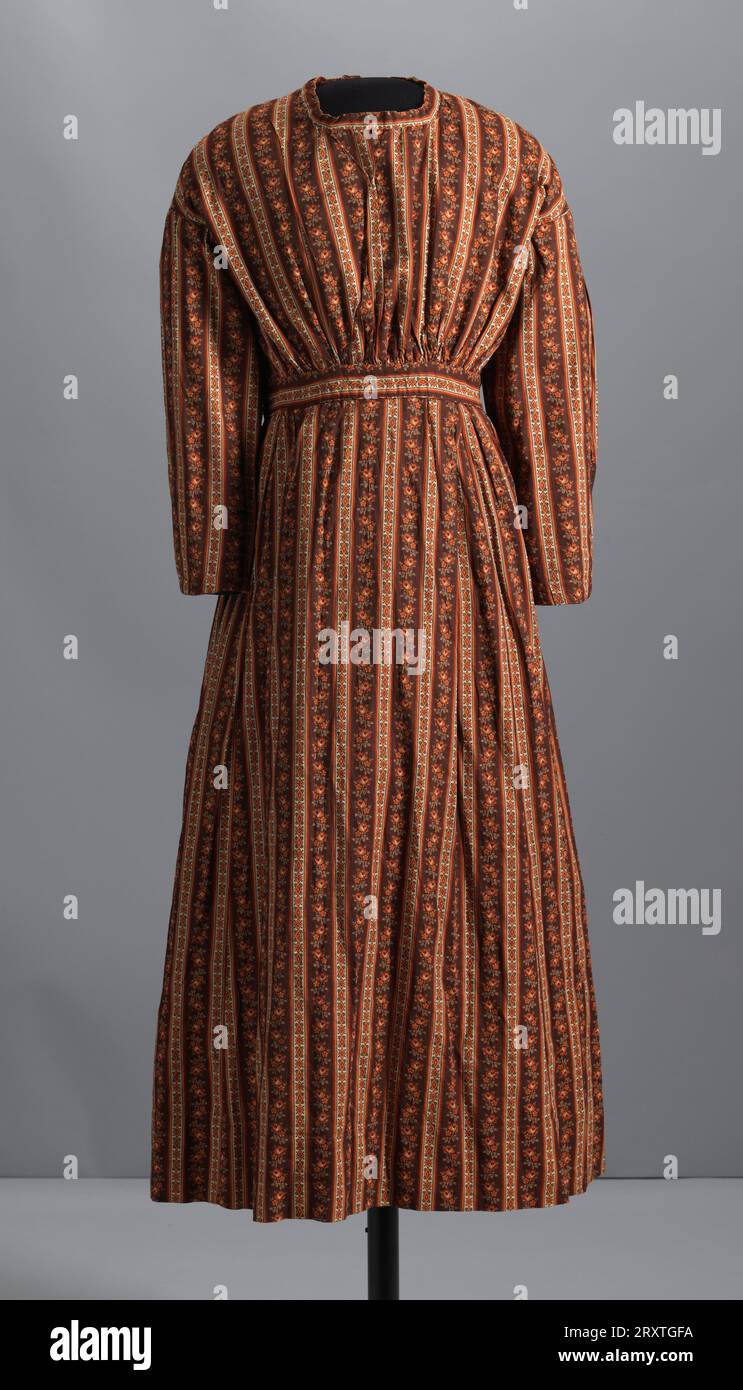 Gathered waist band hi-res stock photography and images - Alamy