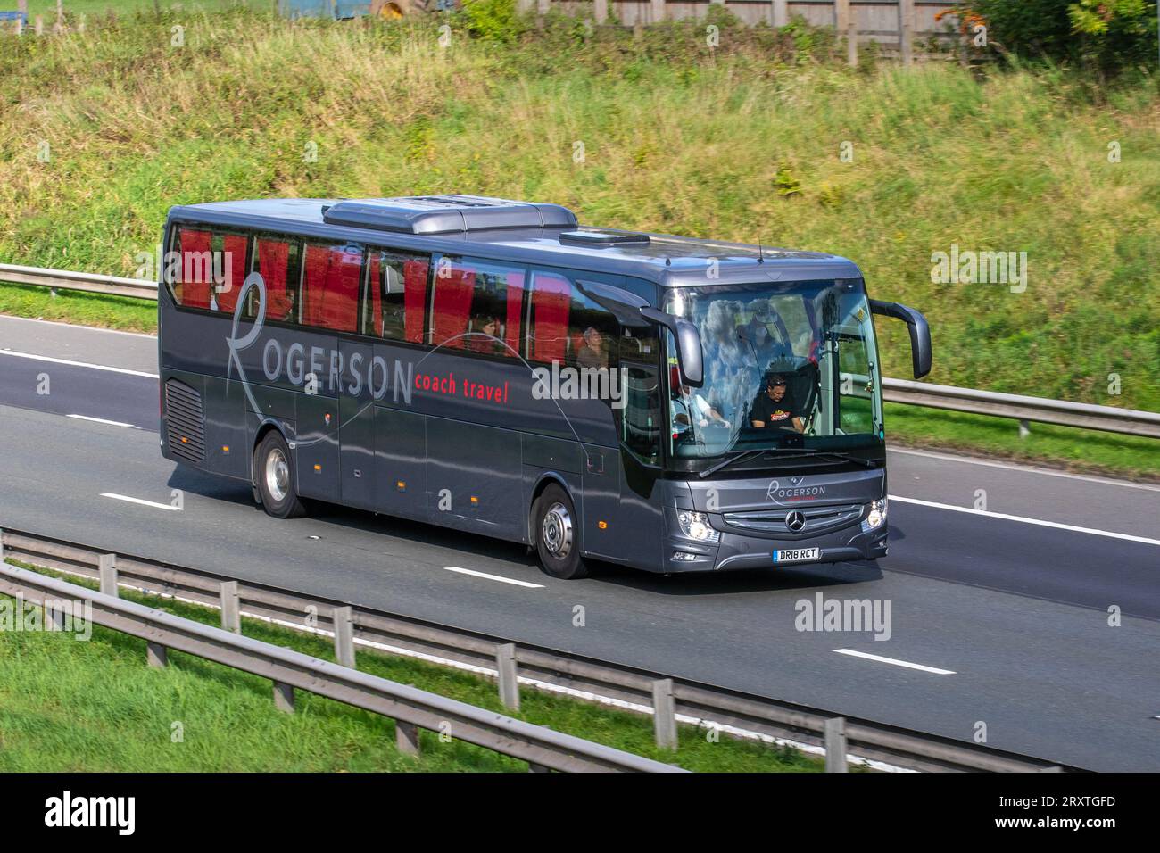 Mercedes buses hi-res stock photography and images - Alamy