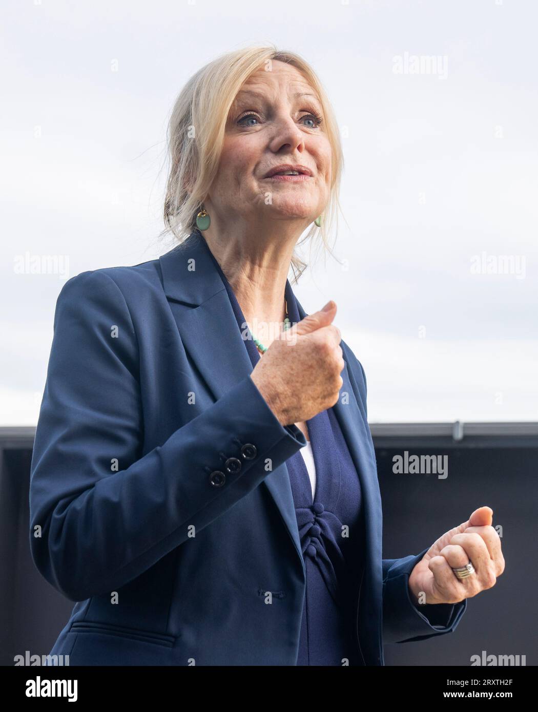 Tracy brabin mayor hi-res stock photography and images - Alamy