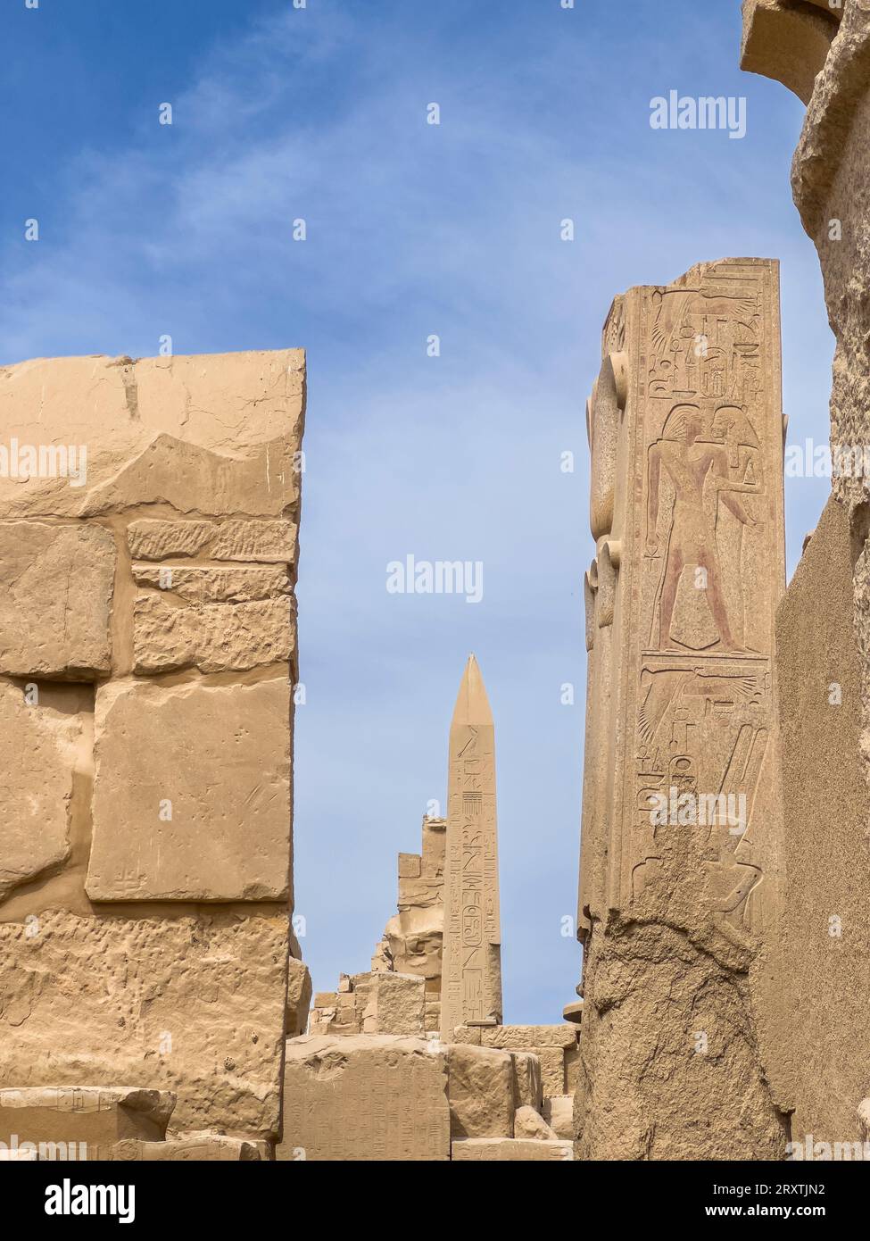 Obelisk of Thutmosis I, Karnak Temple Complex, a vast mix of temples ...