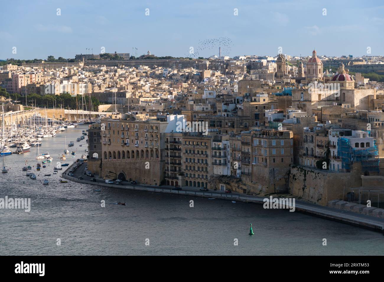 Ciudad de valetta hi-res stock photography and images - Alamy