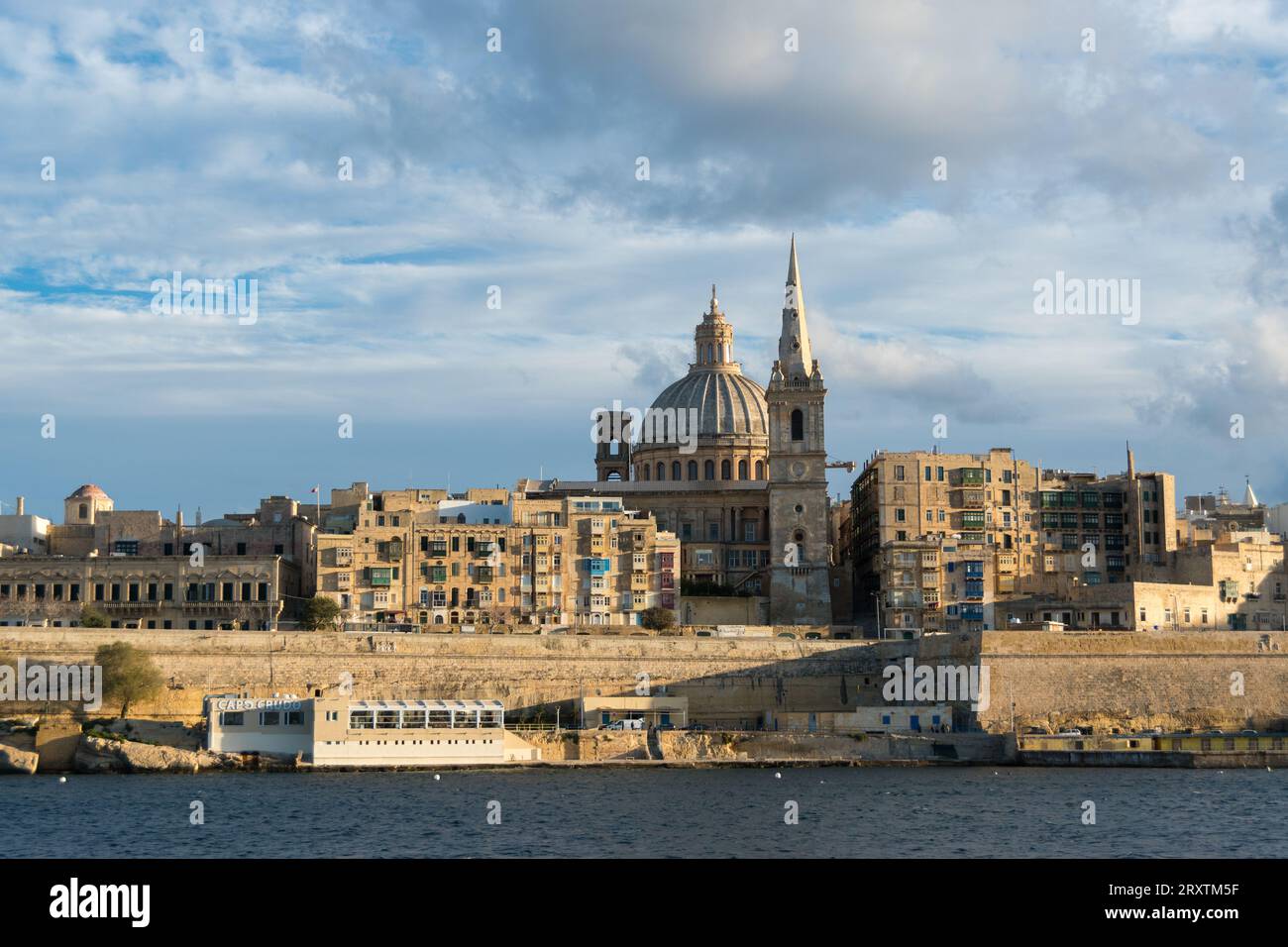 Ciudad de valetta hi-res stock photography and images - Alamy