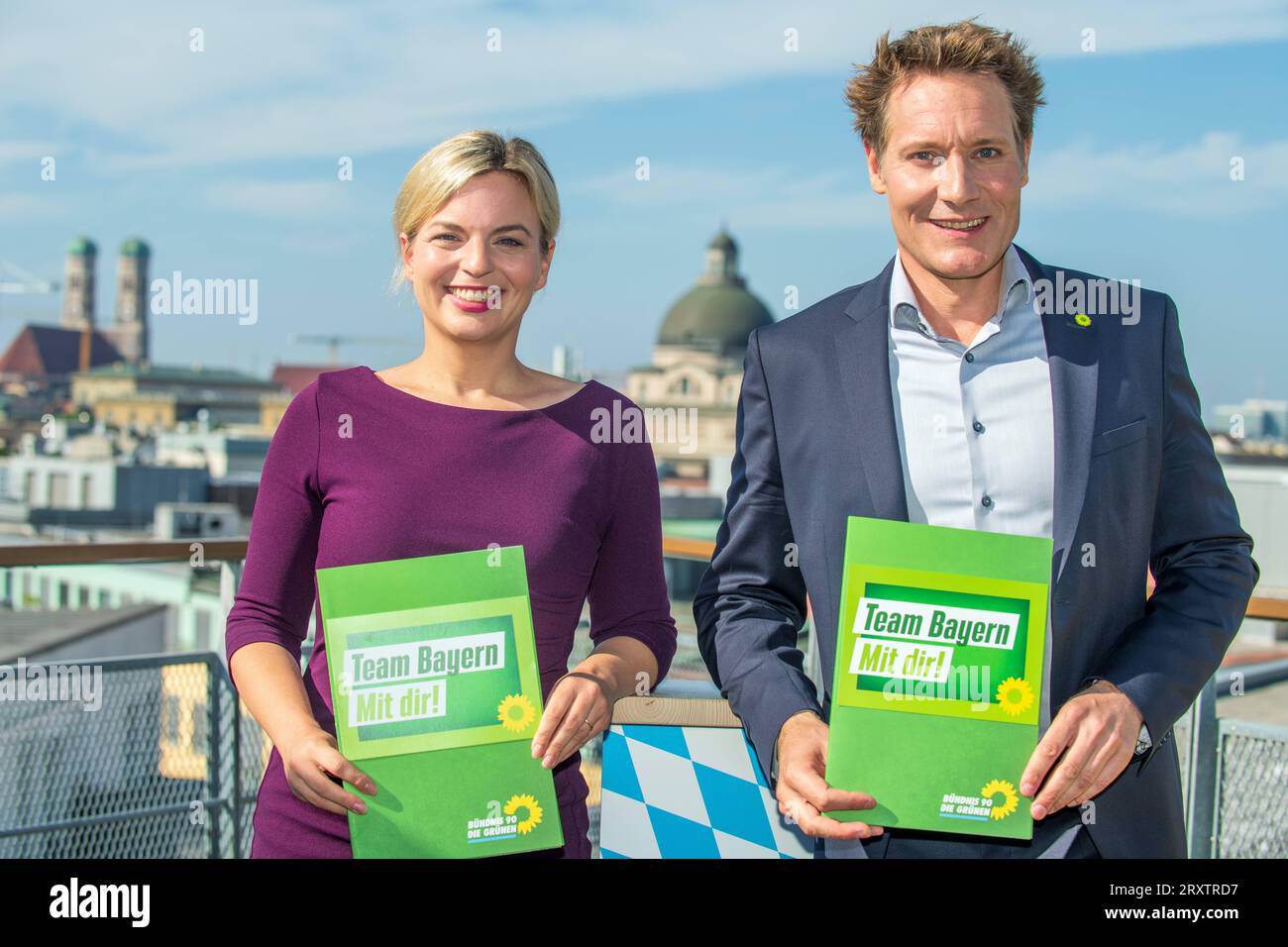 100 tage programm hi-res stock photography and images - Alamy