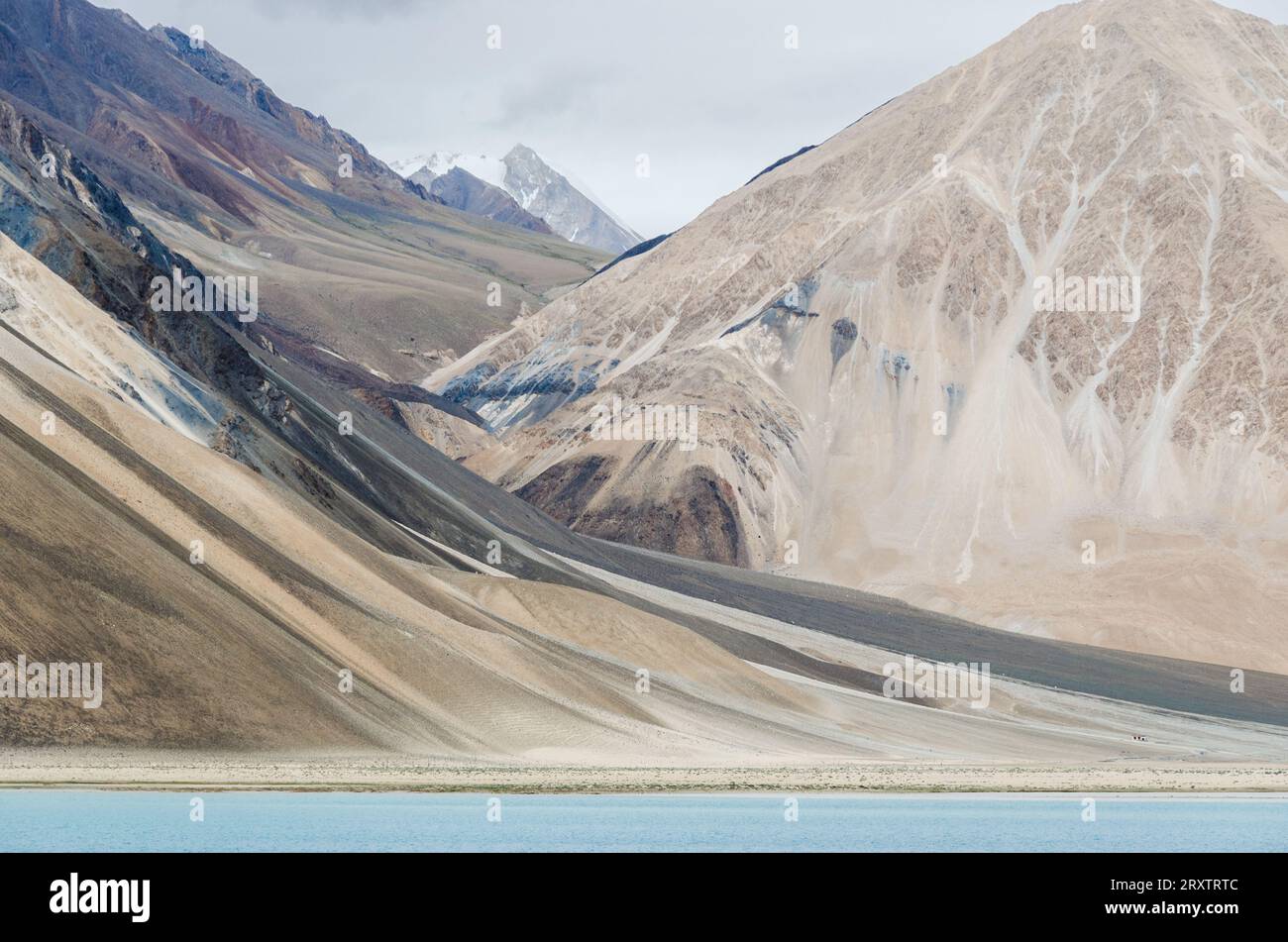 Himalayan scenery hi-res stock photography and images - Alamy