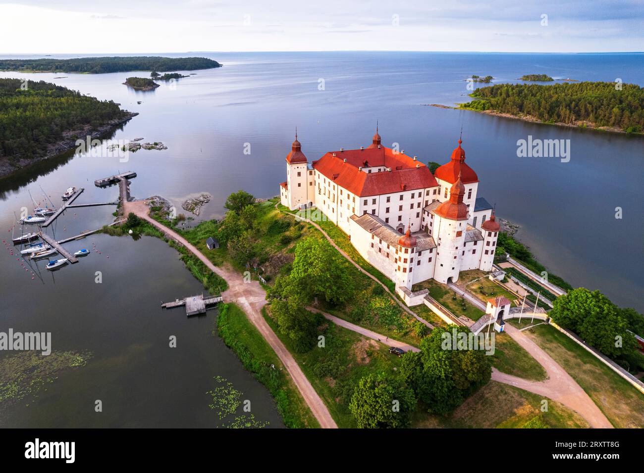Lacko castle hi-res stock photography and images - Alamy