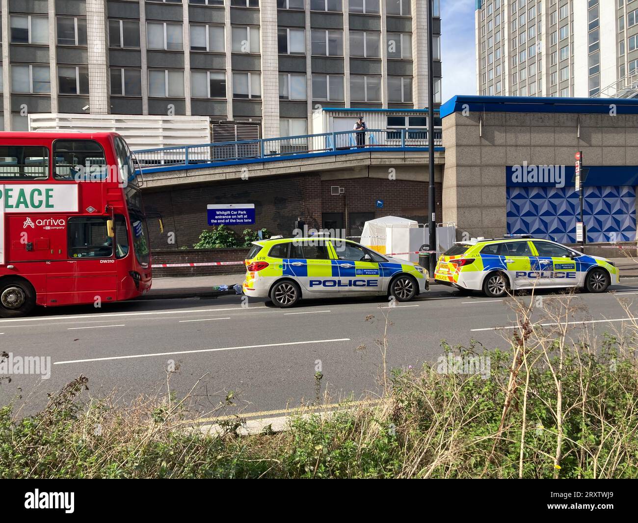 Crime scene wellesley road croydon hi-res stock photography and images ...