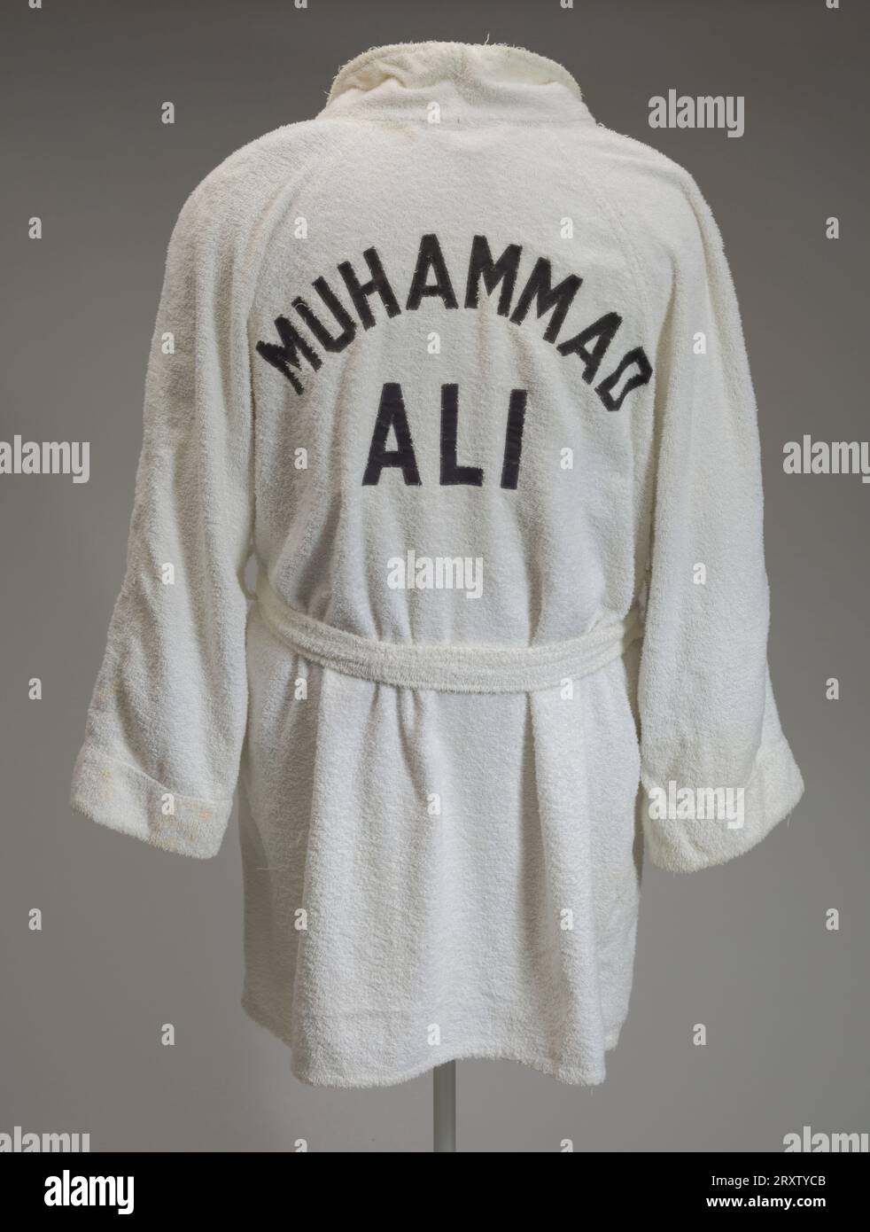 Training robe worn by Muhammad Ali at the 5th Street Gym 1964 Stock ...
