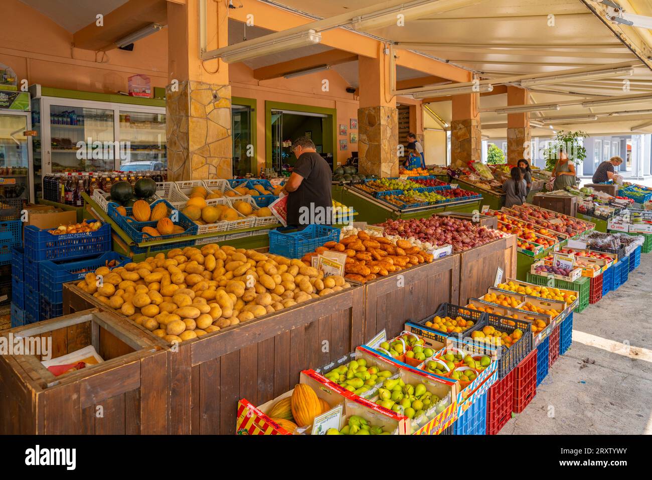 Greek food stall hi-res stock photography and images - Alamy