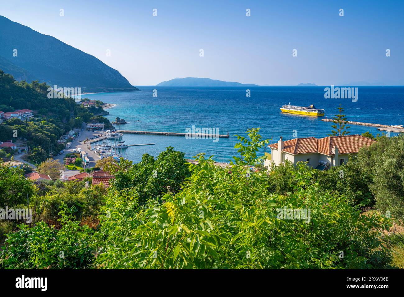 View of harbour in Poros, Poros, Kefalonia, Ionian Islands, Greek ...