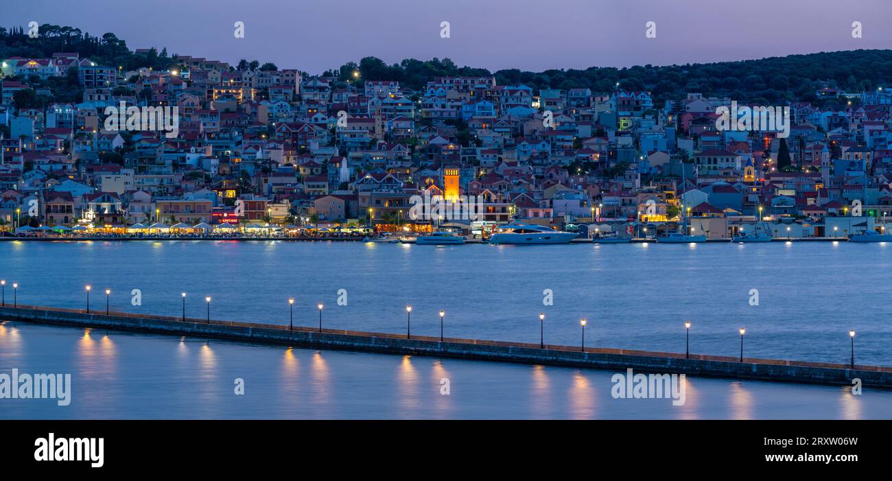 View of Argostoli, capital of Cephalonia and De Bosset Bridge at dusk ...