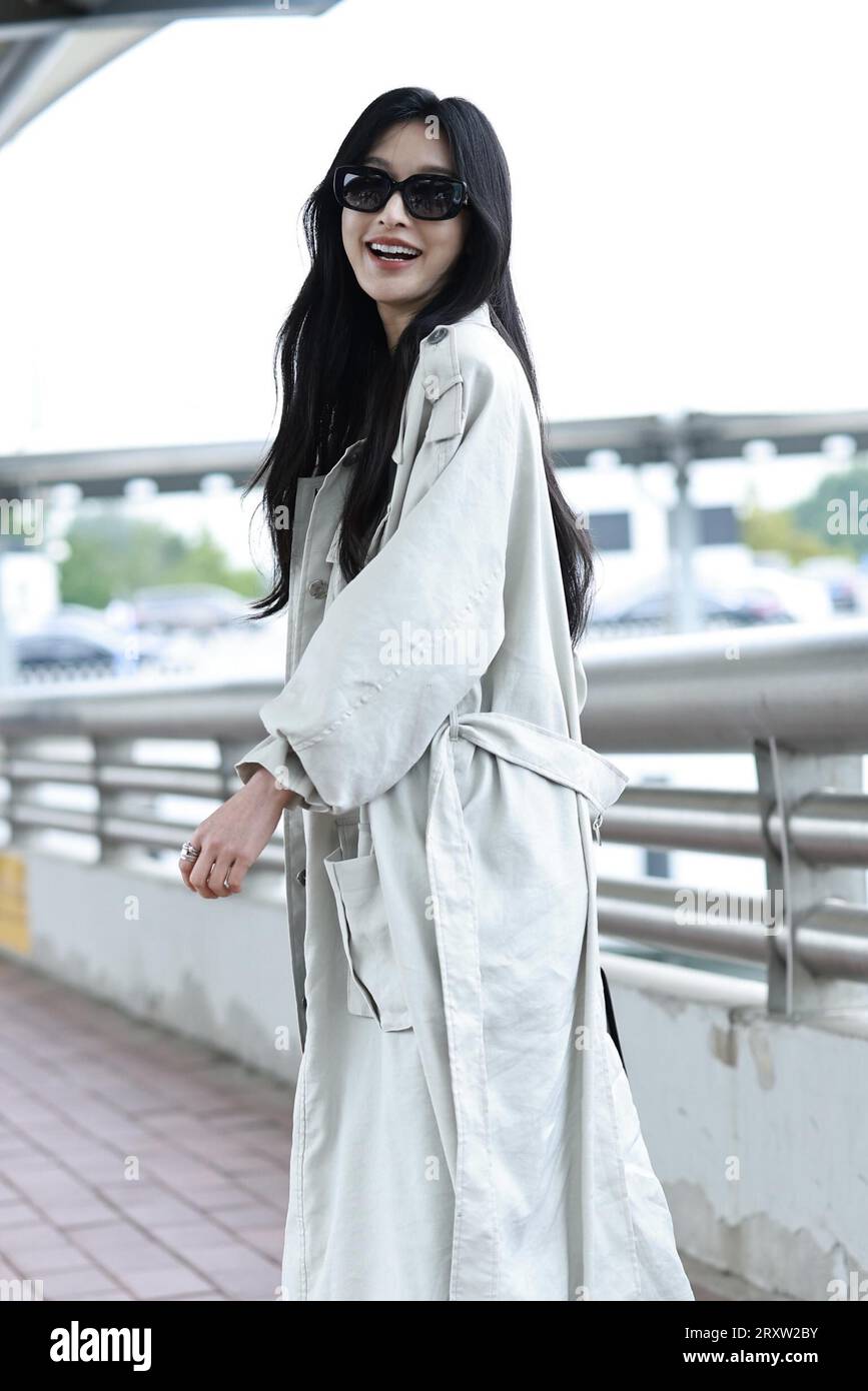 Chinese actress Zhang Li appears at the airport in Beijing, China, 24 ...