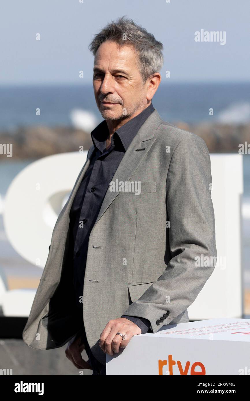 Alfredo Castro attends the Los Mil Dias De Allende Photocall during ...