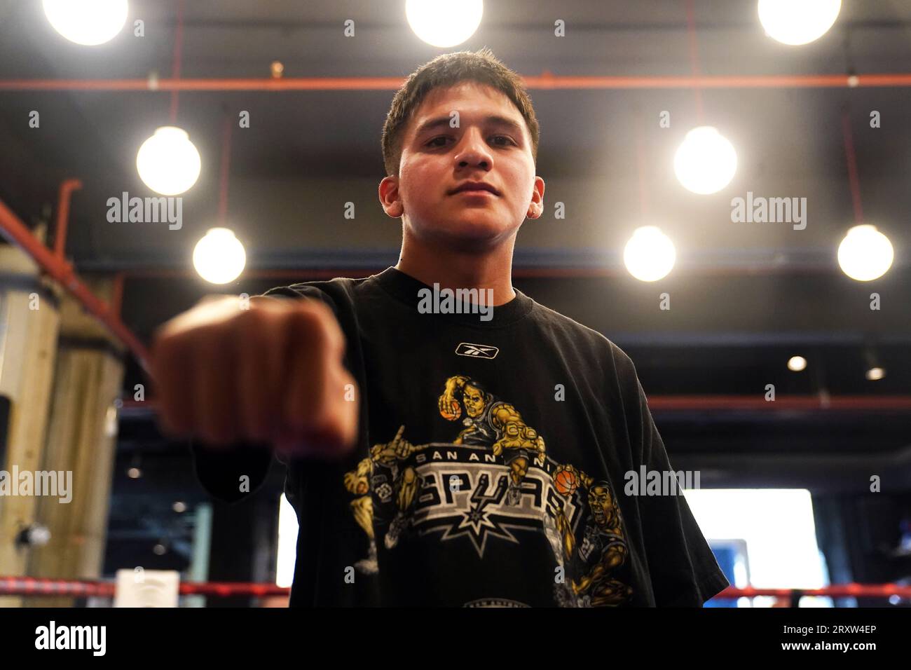 Jesse rodriguez boxing hi-res stock photography and images - Alamy