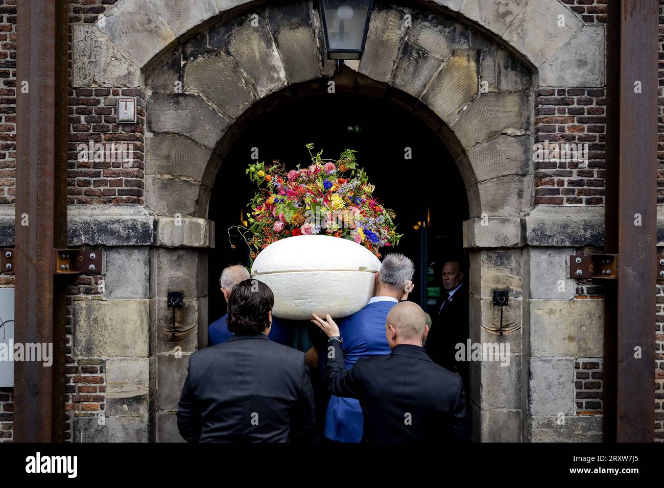 AMSTERDAM - Erwin Olaf's coffin arrives at the Westerkerk, where his ...