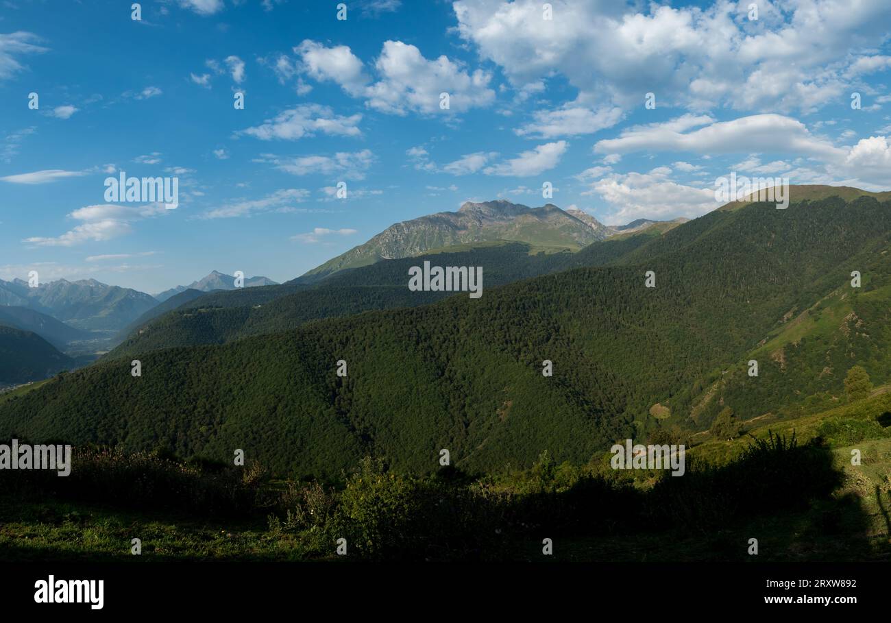 Pyrenees landscape hi-res stock photography and images - Alamy