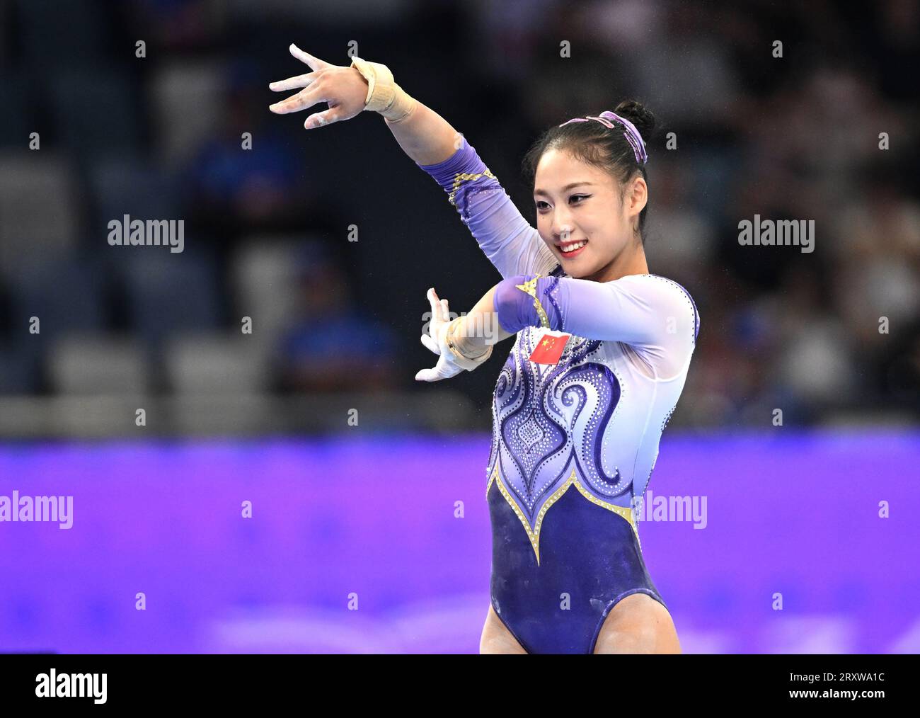 (230927) -- HANGZHOU, Sept. 27, 2023 (Xinhua) -- Zuo Tong of China ...