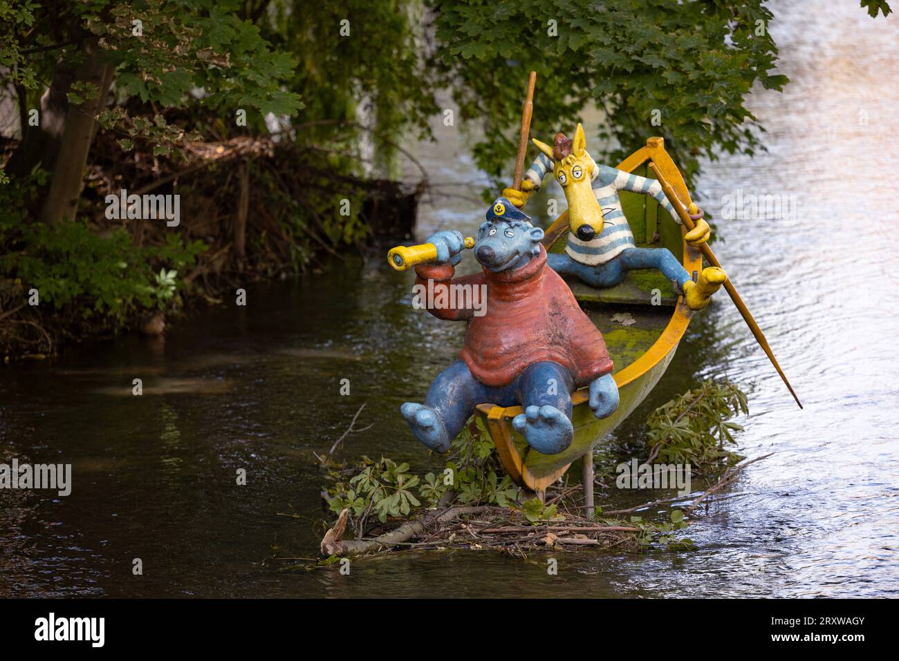 Die Figur des Kinderkanals Kika Kapitaen Blaubaer und Hein Bloed im ...