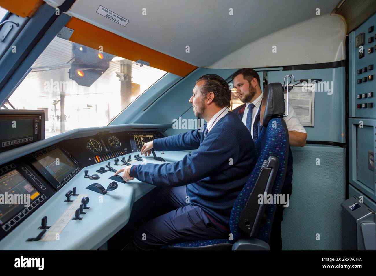 Lokfuhrerausbildung hi-res stock photography and images - Alamy