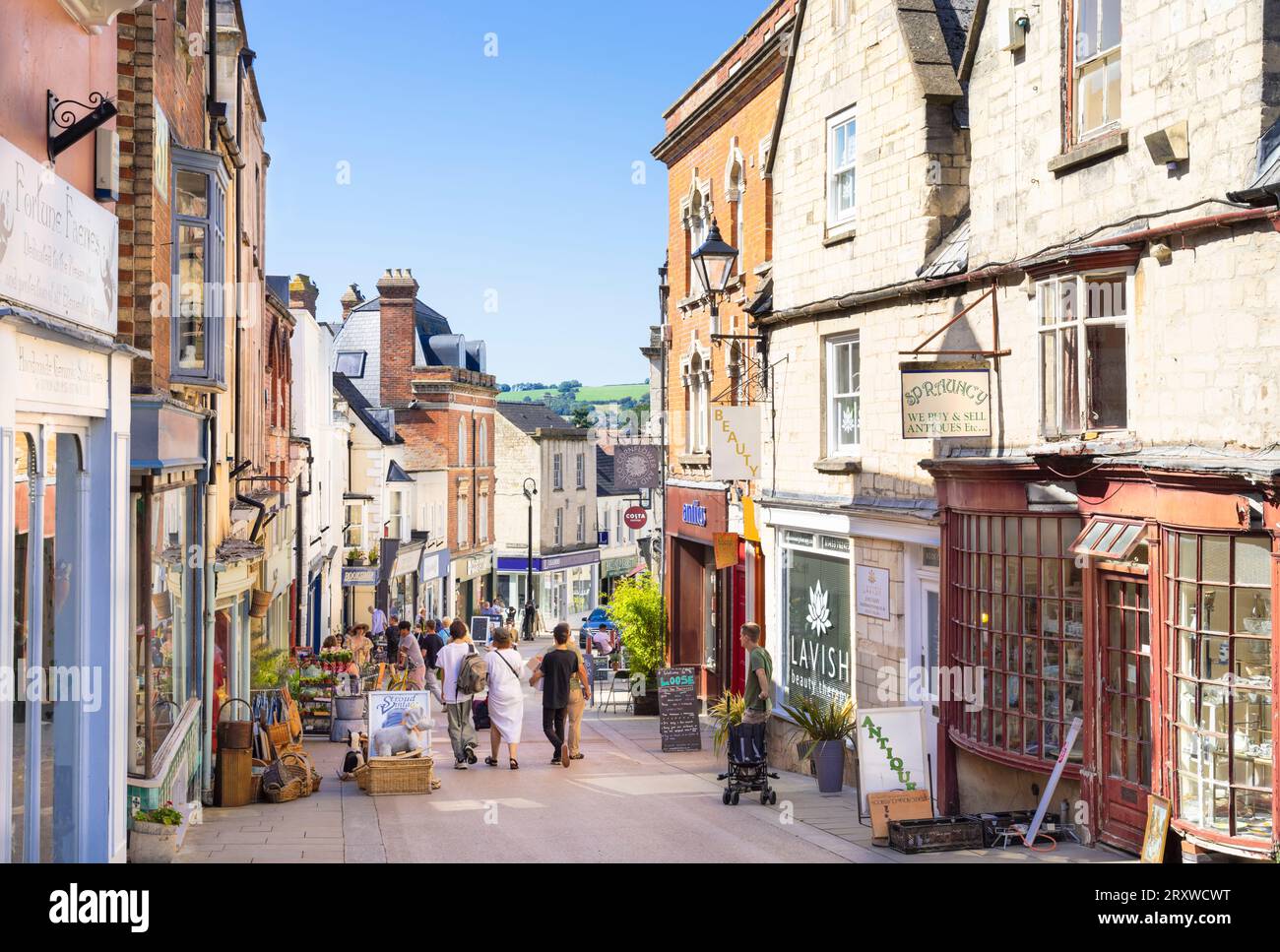 Stroud town centre people shopping in the shops on the High street ...