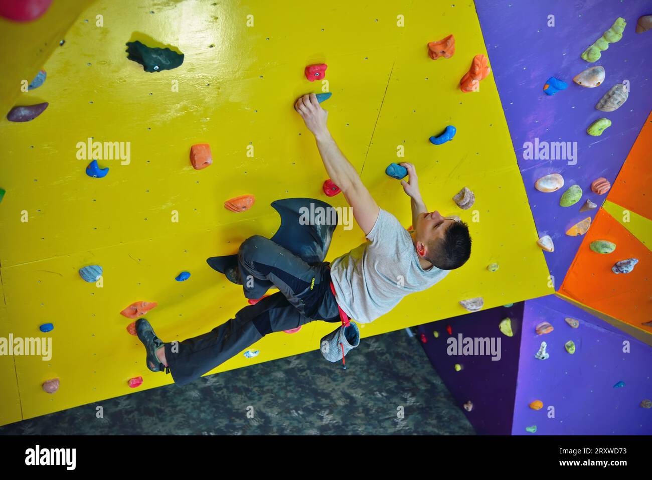 Person training on climbing hi-res stock photography and images - Alamy