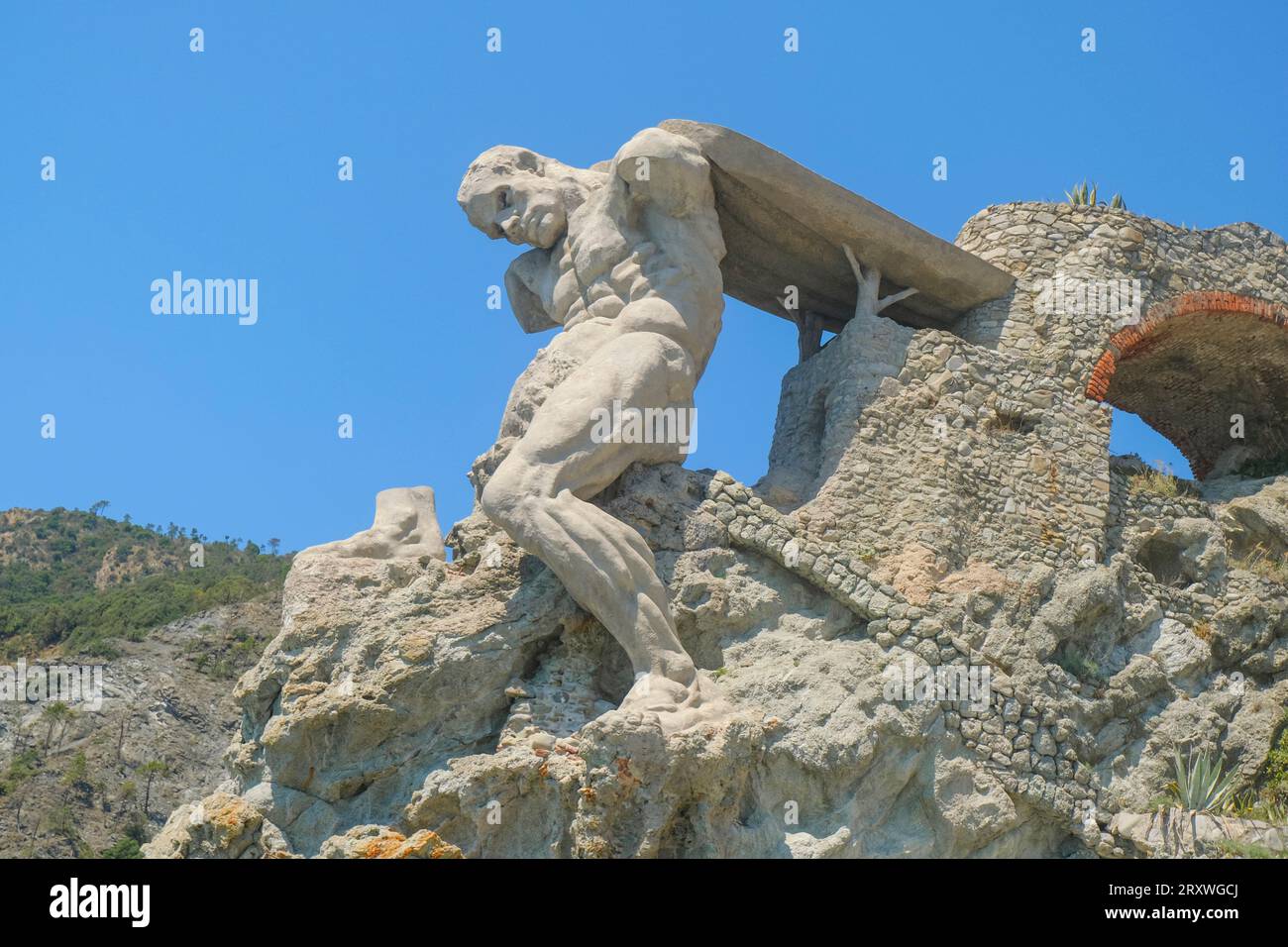 statue of the Giant Il Gigante of Arrigo Minerbi in Monterosso, Liguria ...