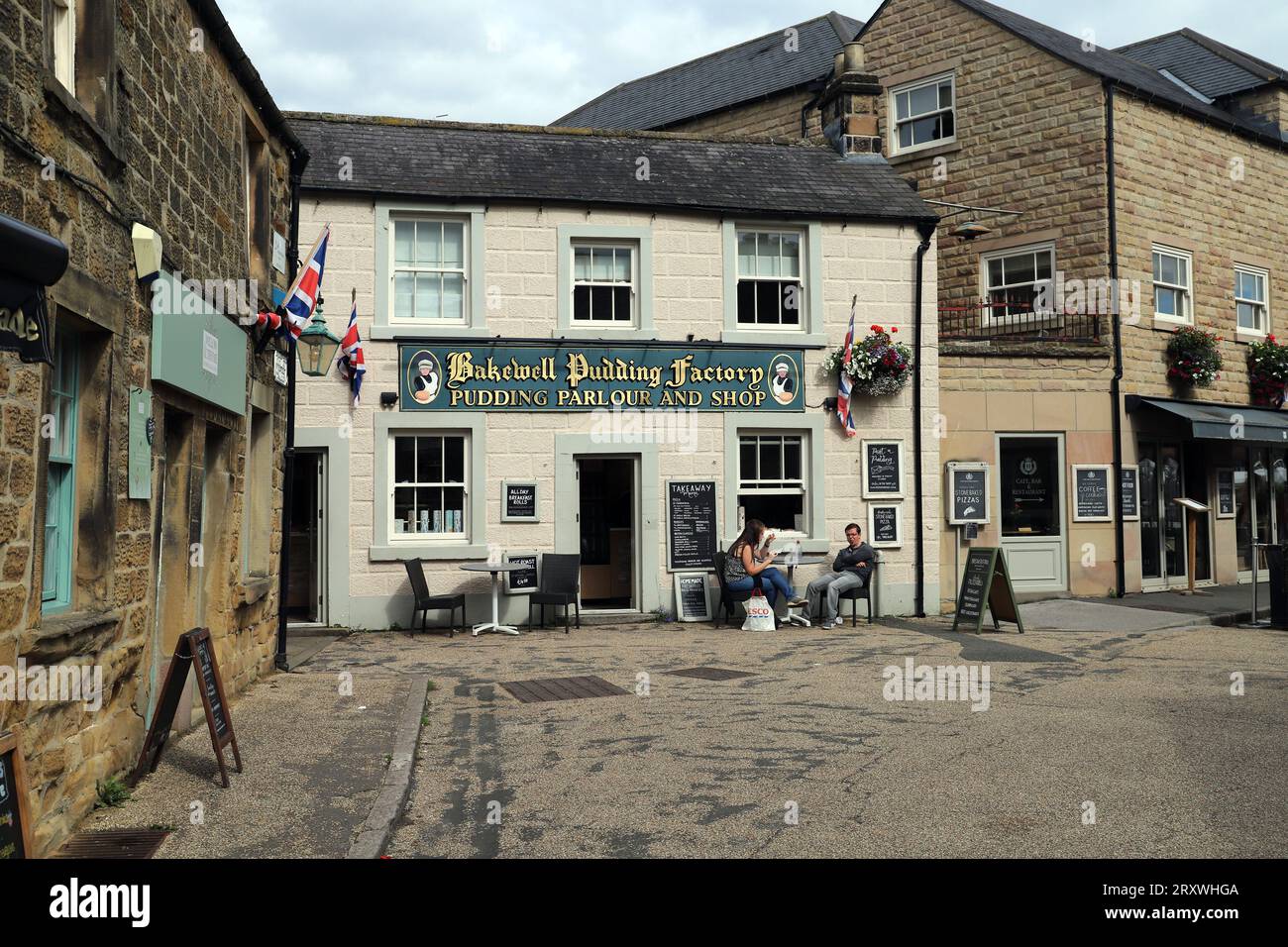 The Bakewell Pudding Factory, Bakewell, Derbyshire Stock Photo - Alamy