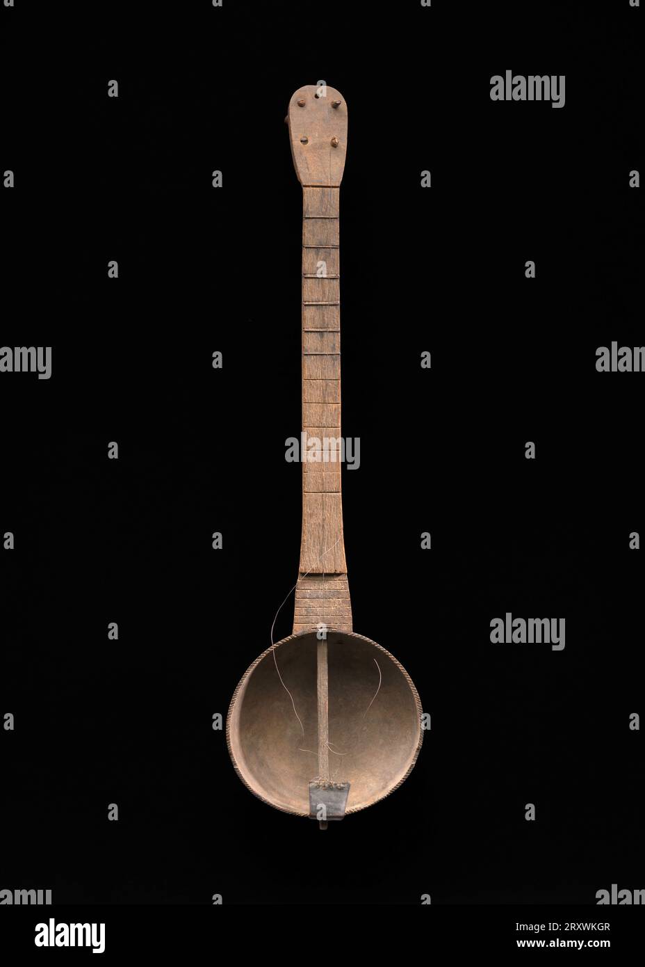 West african gourd banjo hi-res stock photography and images - Alamy