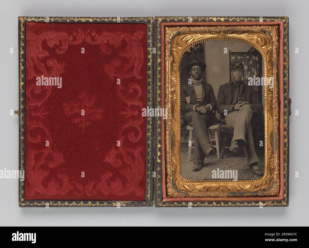 Tintype case hi-res stock photography and images - Alamy