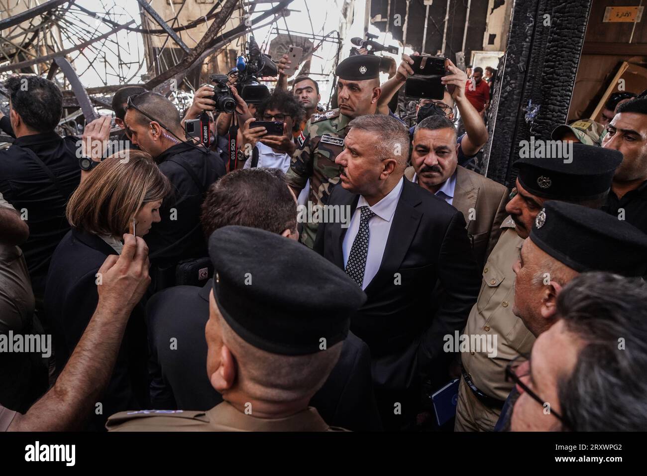 27 September 2023, Iraq, Hamdaniya: Iraqi Interior Minister Abdul Amir ...