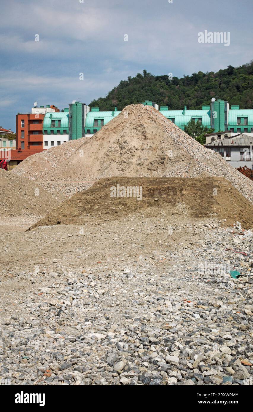 Construction material mound hi-res stock photography and images - Alamy