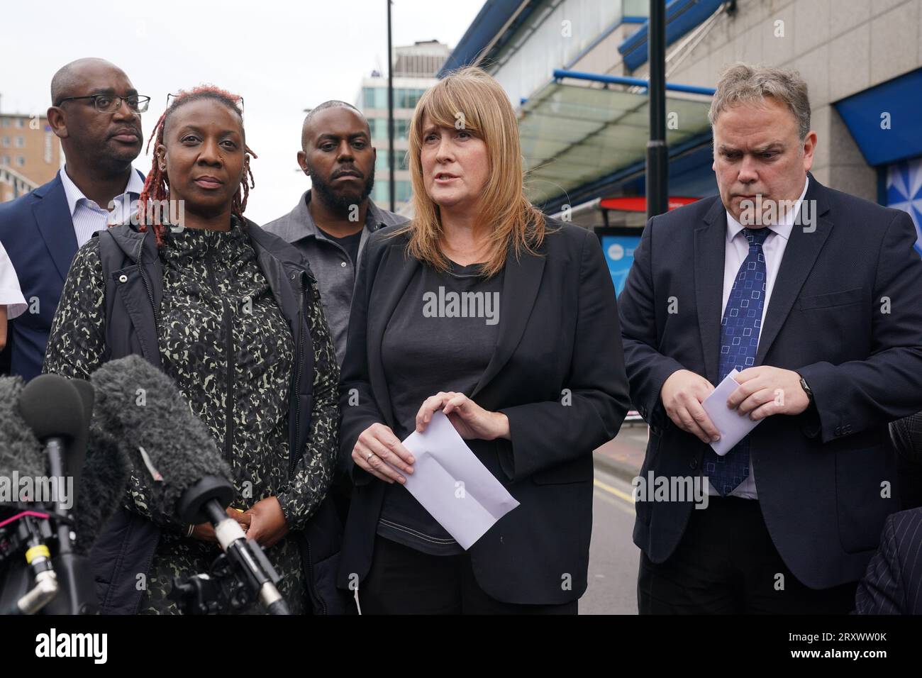 Sarah jones mp croydon hi-res stock photography and images - Alamy
