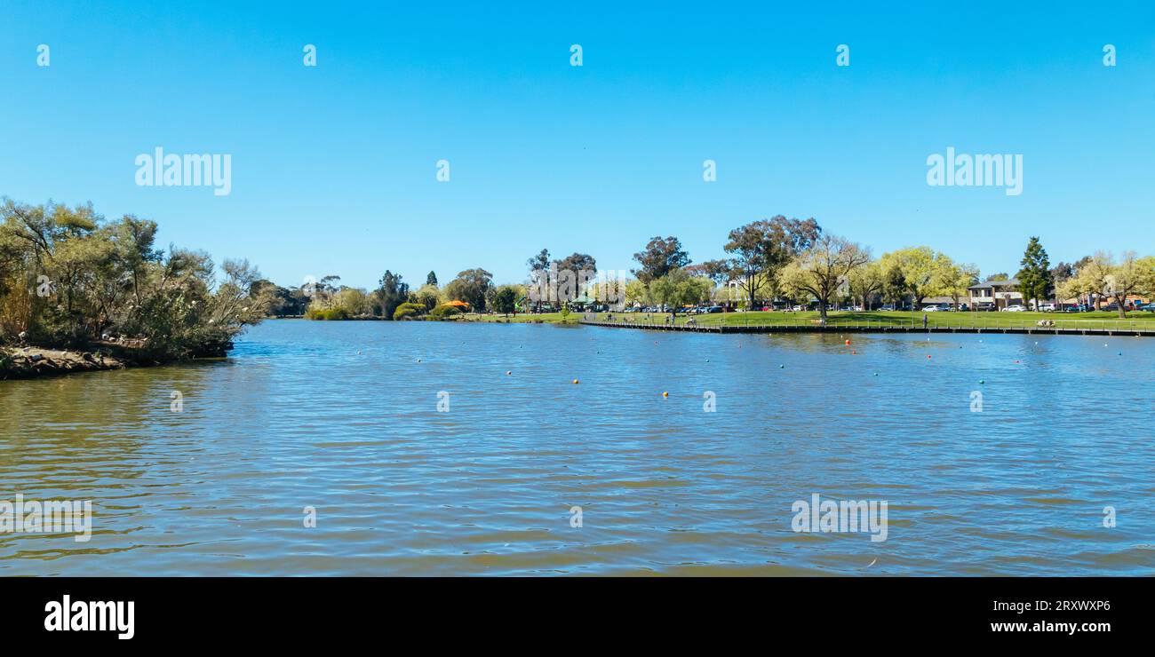 Lake Weeroona in Bendigo Australia Stock Photo - Alamy