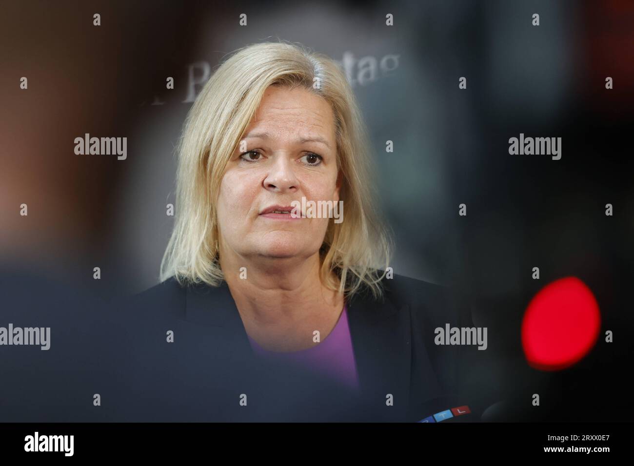 Bundesinnenministerin Nancy Faeser, Deutschland, Berlin, Reichstag ...