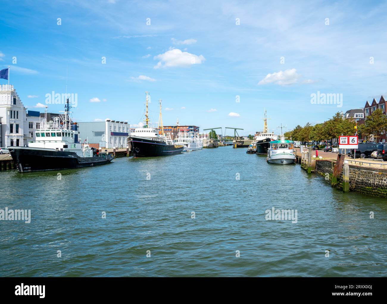 Tugboats and cruise ships in the harbour of Maassluis near Rotterdam ...