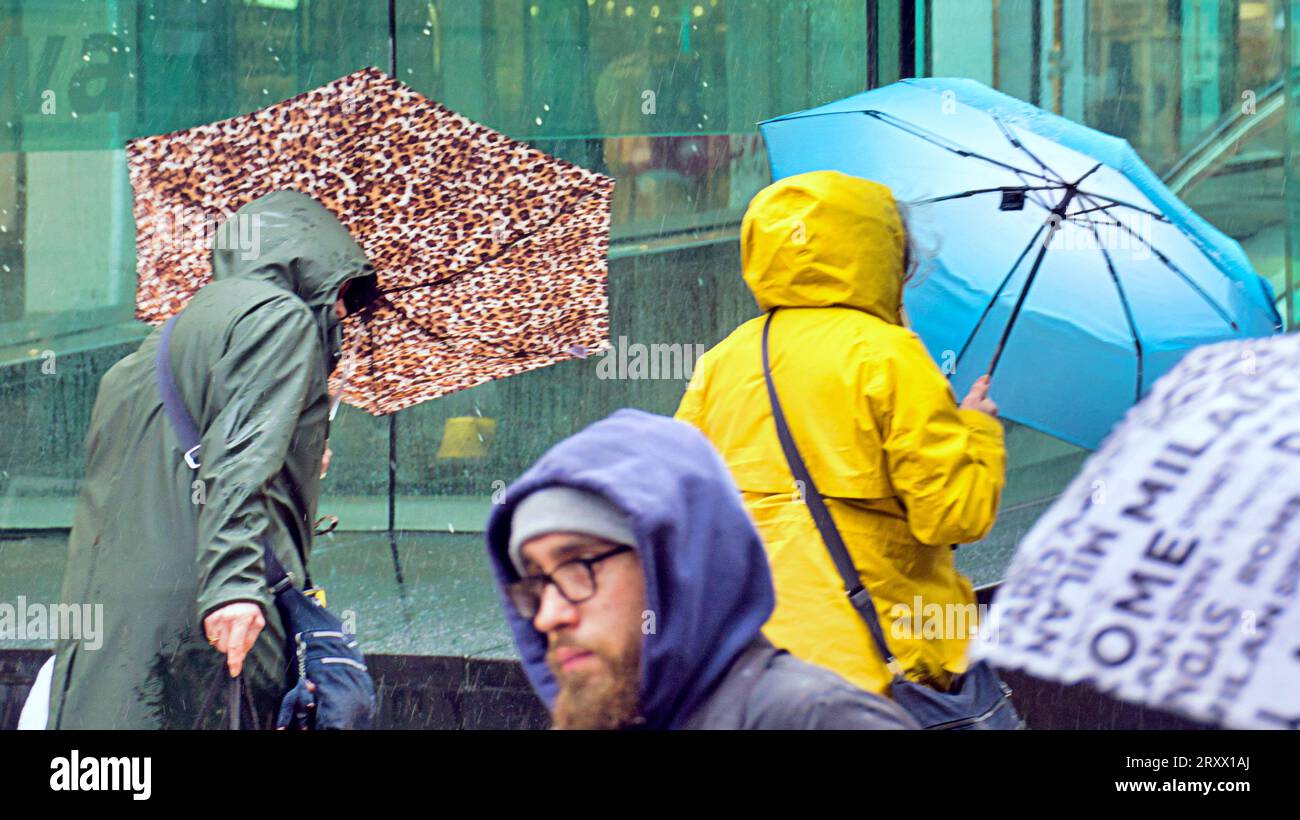 Glasgow, Scotland, UK. 27th September, 2023. UK Weather: Storm Agnes ...