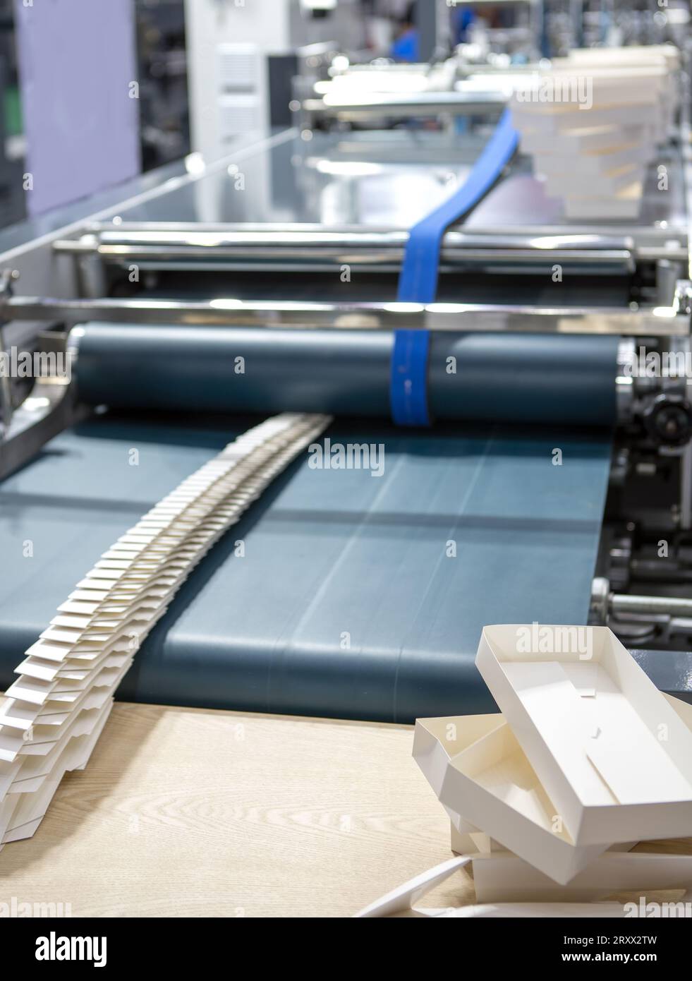 Production of automatic box folder gluer machine for box or carton ...